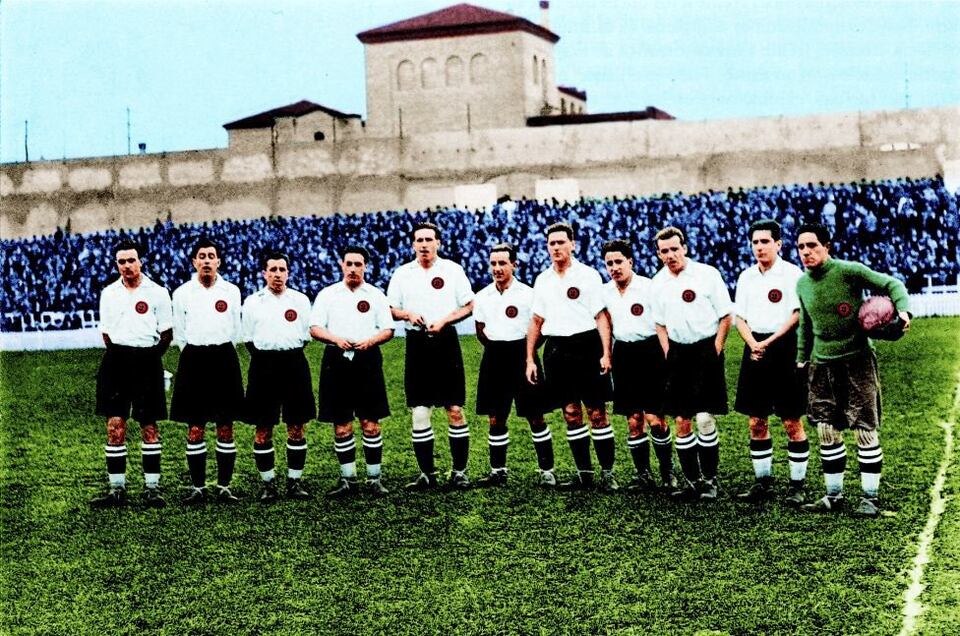 El Real Madrid cumple 123 años: los otros colores que ha lucido a lo ...