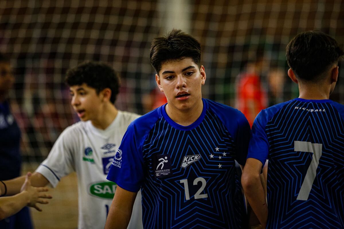 Es chileno, mide 1.87 y Cruzeiro lo fichó con 14 años: “Me veo mucho ...