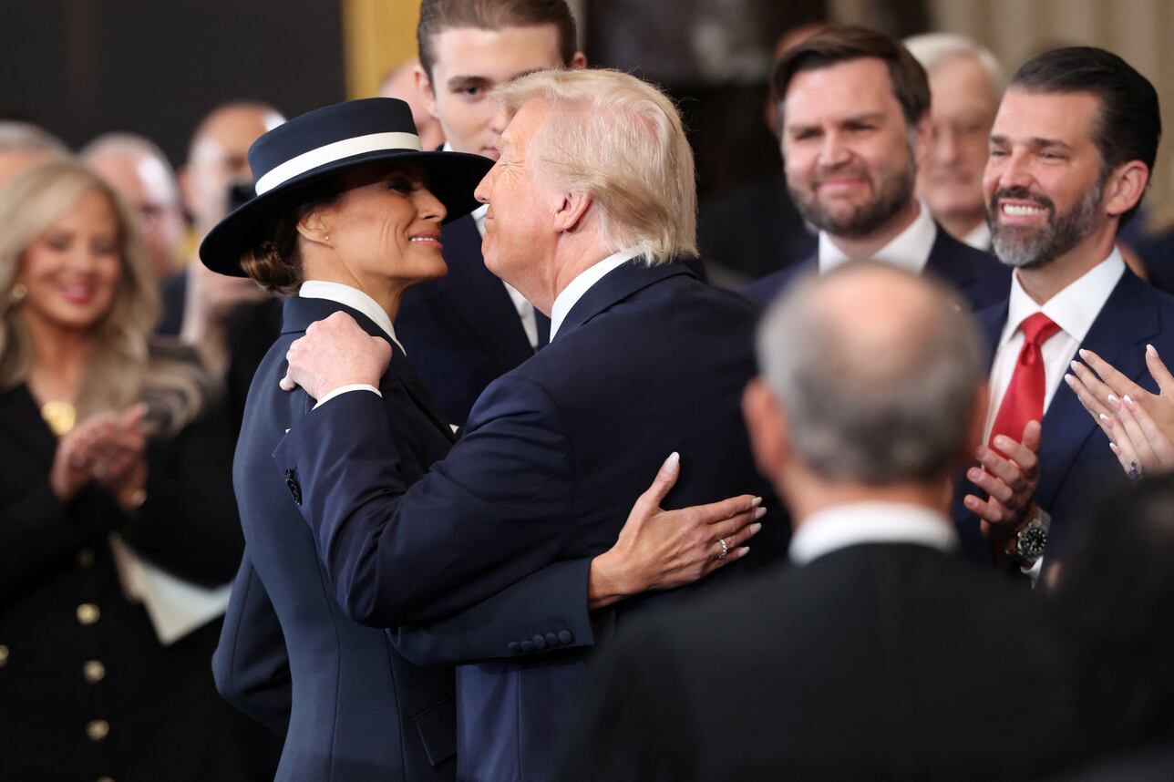 El significado tras el ‘outfit’ de Melania Trump - Estilo