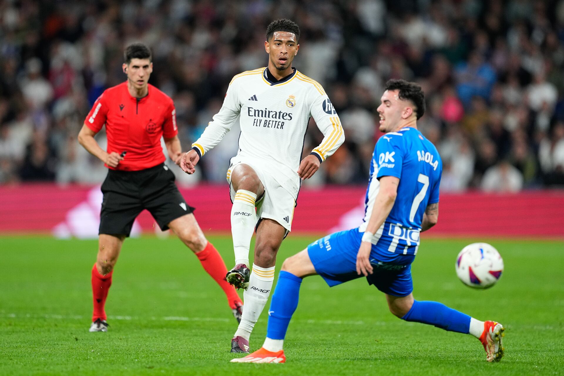 Who is Mateo Busquets Ferrer, the referee for Atlético Madrid - Real ...