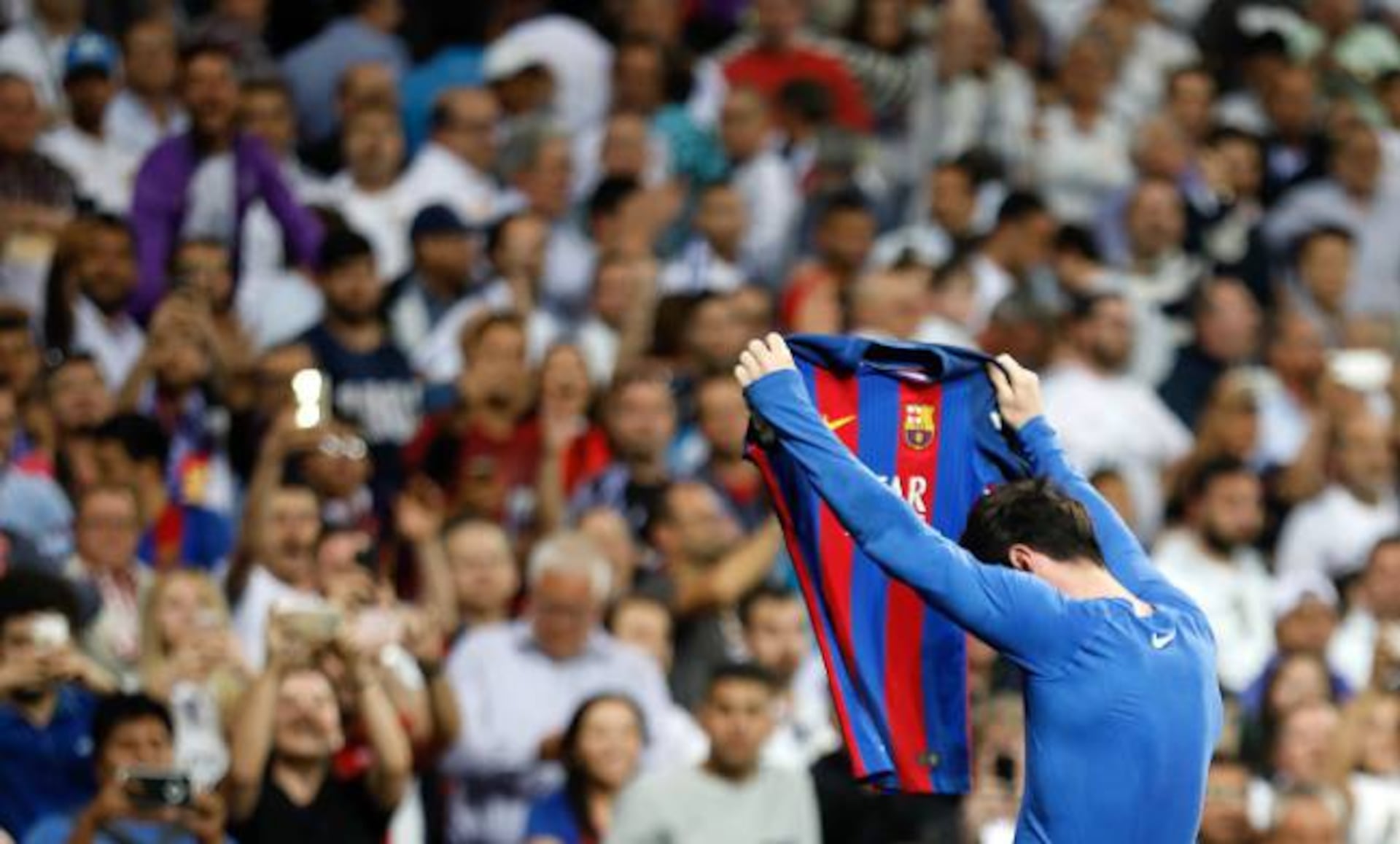 Real Madrid 2 - 3 Barcelona: la Liga se pone al rojo vivo - AS.com