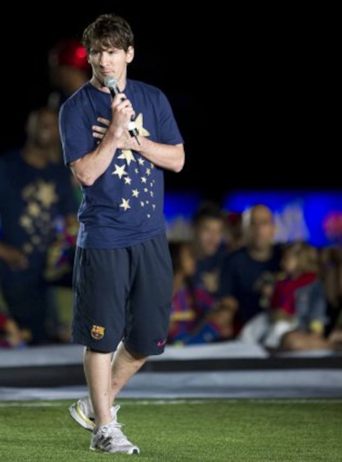 Barcelona: 'La Pulga' celebra su 32 cumpleaños 'La Pulga' celebra su 32 ...