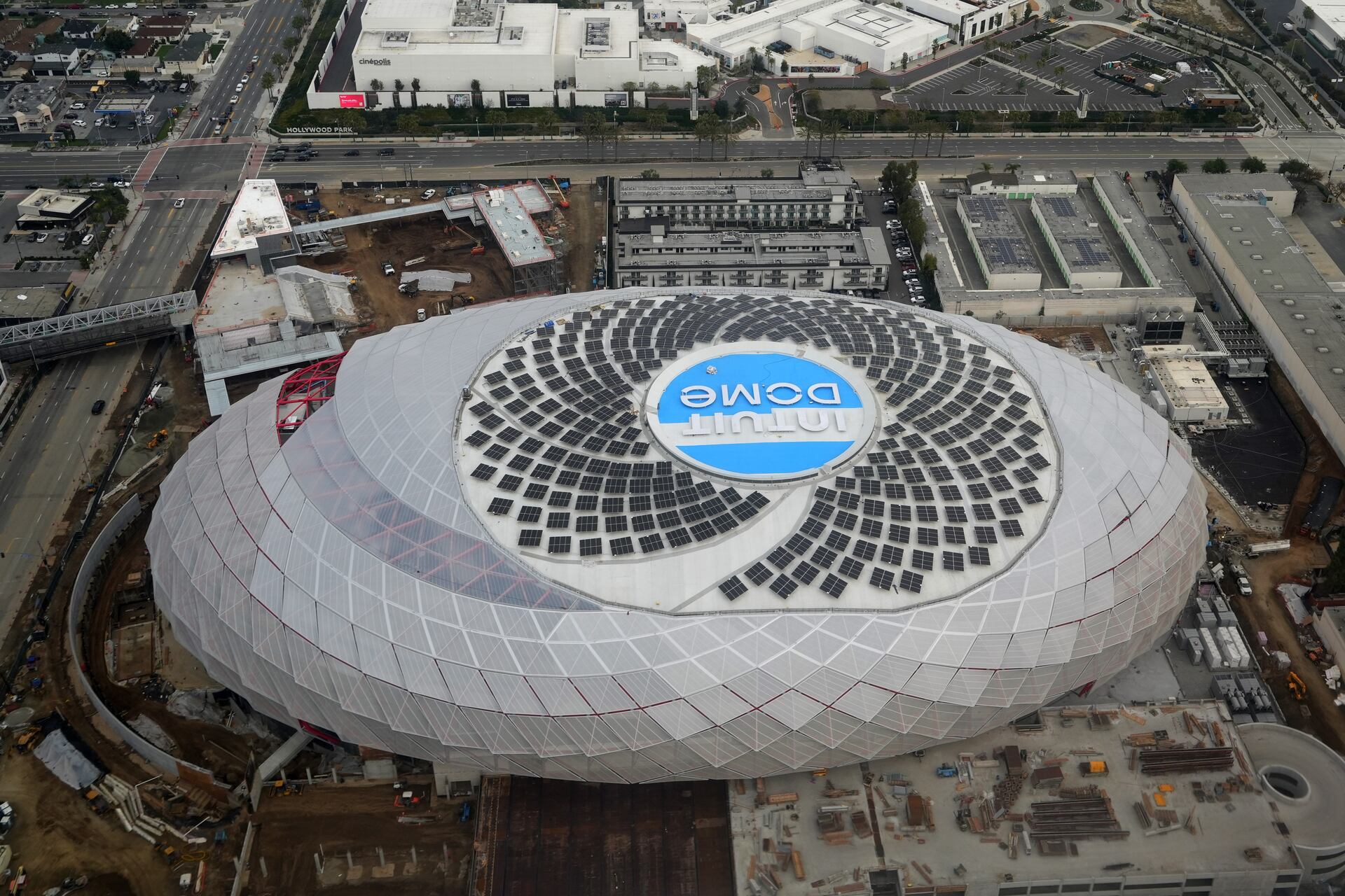 How much money did it cost to build the Clippers’ new arena, the Intuit ...