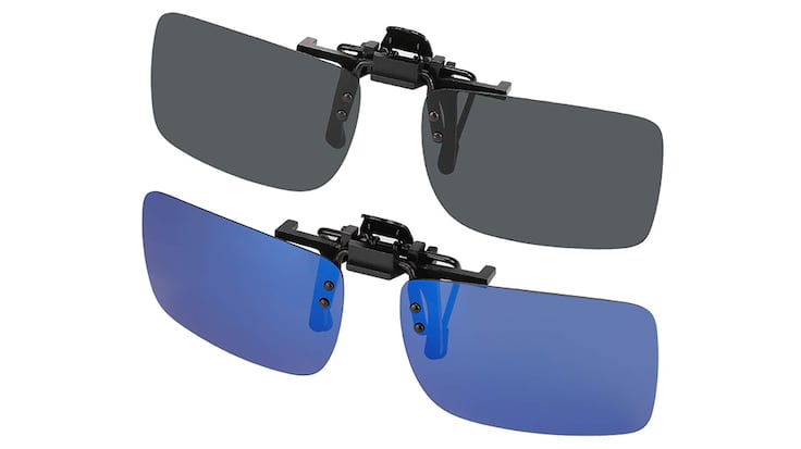 Convierte tus gafas graduadas en solares con este clip universal - Showroom