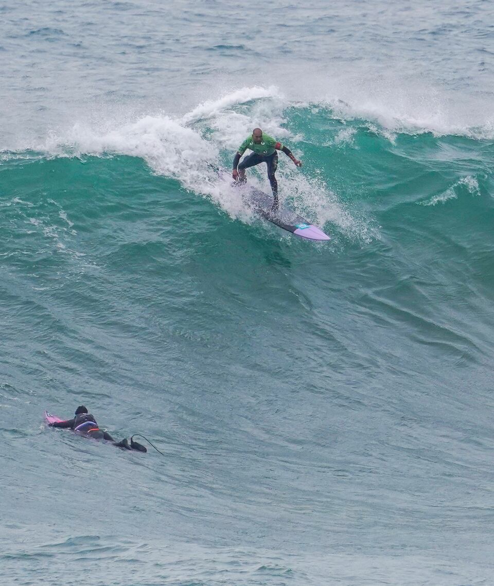 La Vaca Gigante: el surf más espectacular llega a Cantabria - AS.com