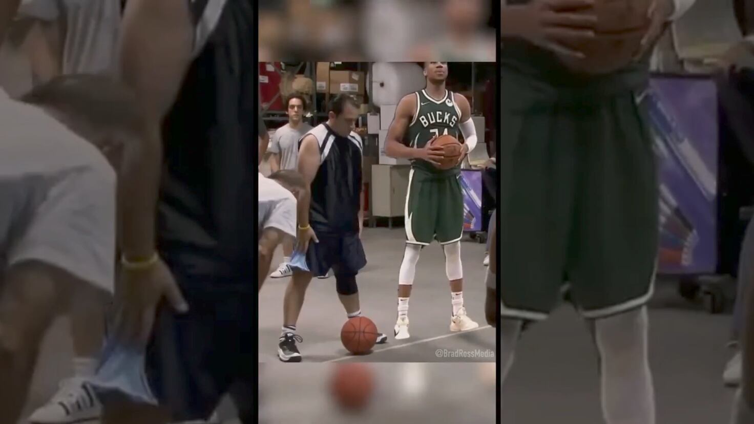 ¿Quién tarda más en lanzar un tiro libre, Michael Scott o Giannis ... ¿Quién tarda más en lanzar un tiro libre, Michael Scott o Giannis ...