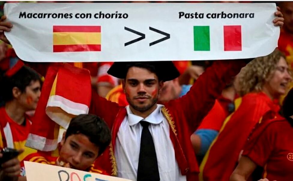 Cucurella, la pasta y la paella... los mejores memes del España-Italia ...