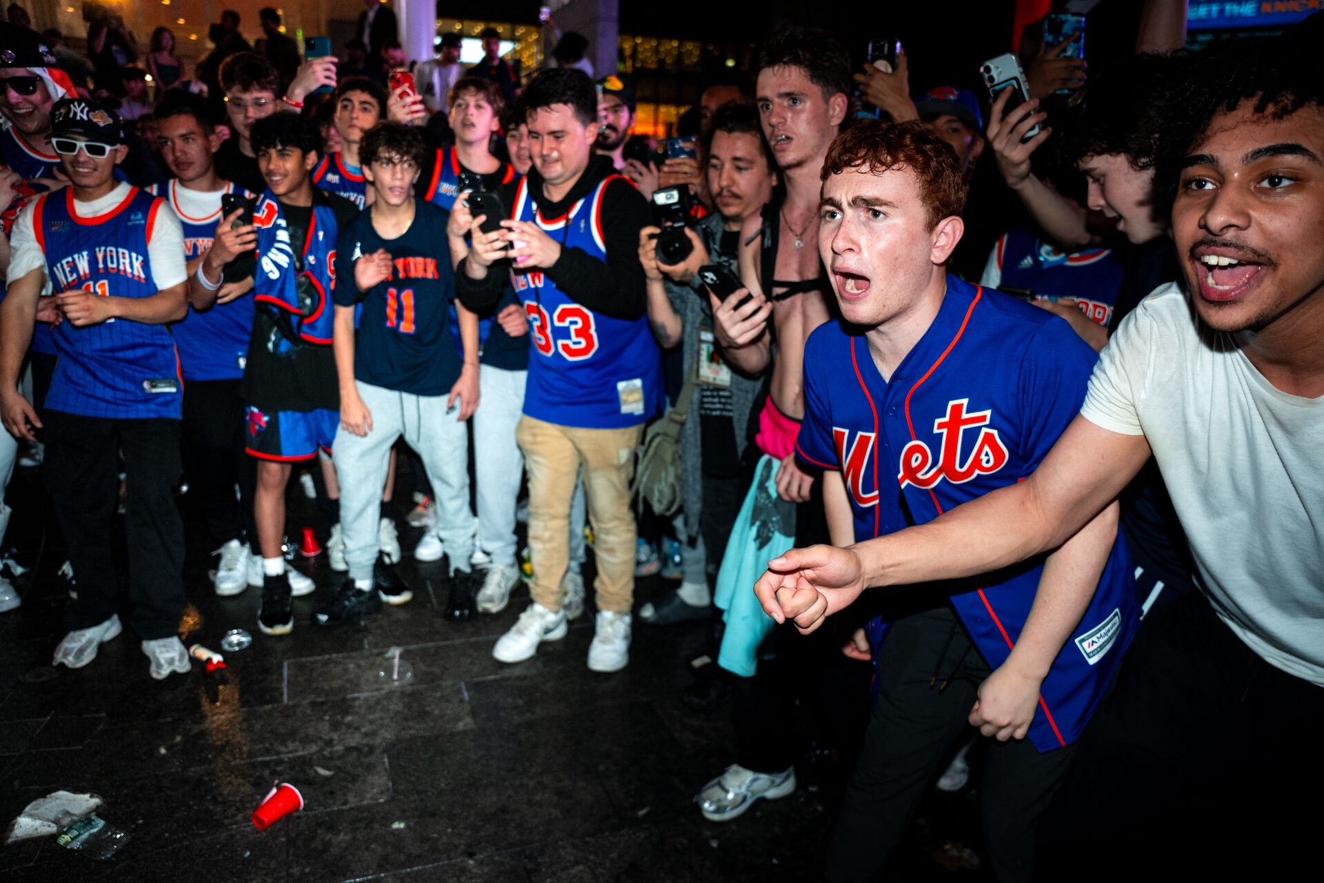 Where and when is the New York block party to watch the Knicks in game ...