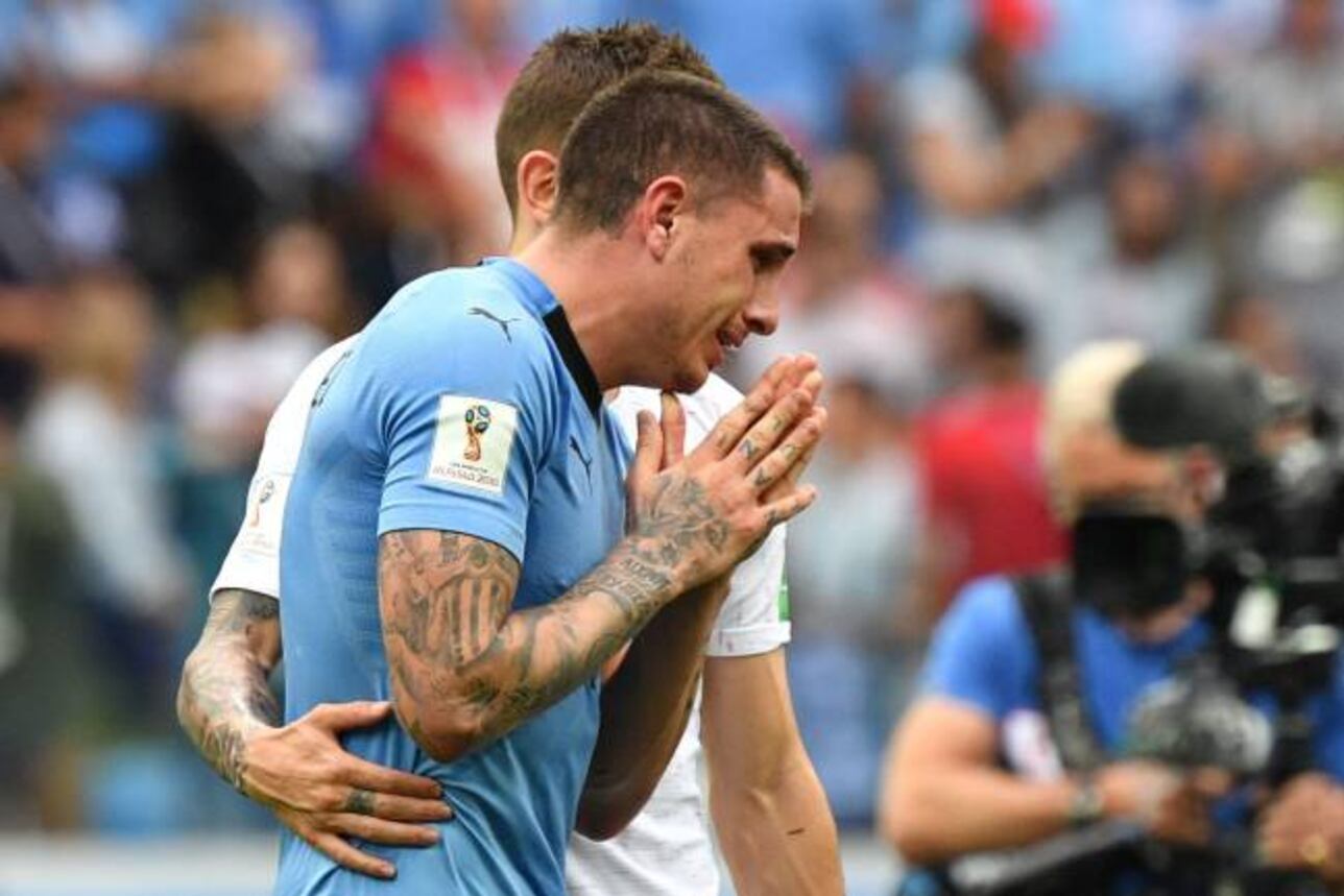 Giménez breaks down crying during France game - AS USA
