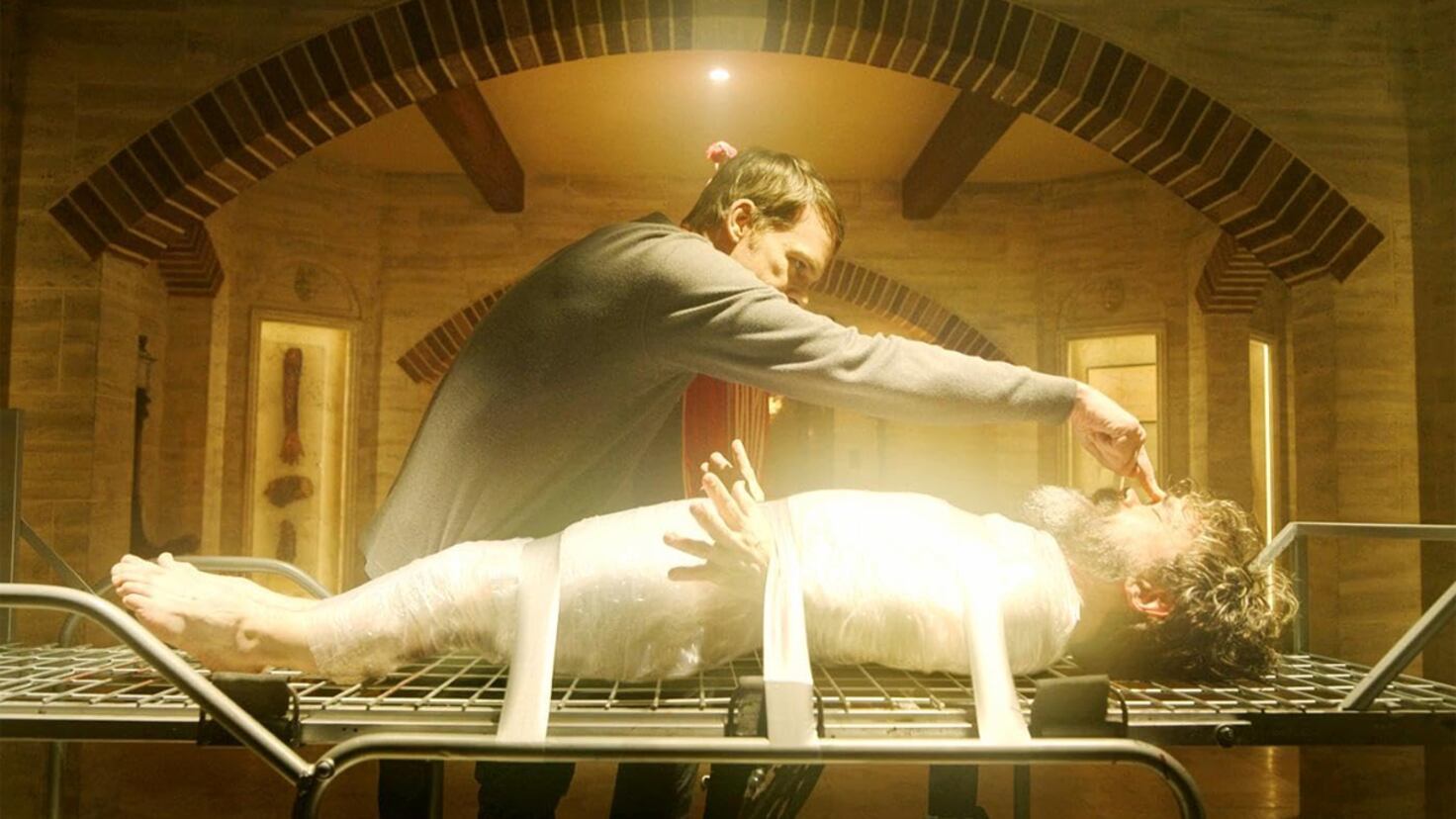 ‘Dexter Resurrection’. Esta vez sí vuelve por todo lo alto el serial killer más divertido de la ...