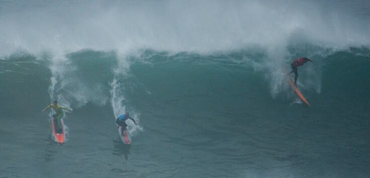 La Vaca Gigante: la espectacularidad del surf en Cantabria - AS.com