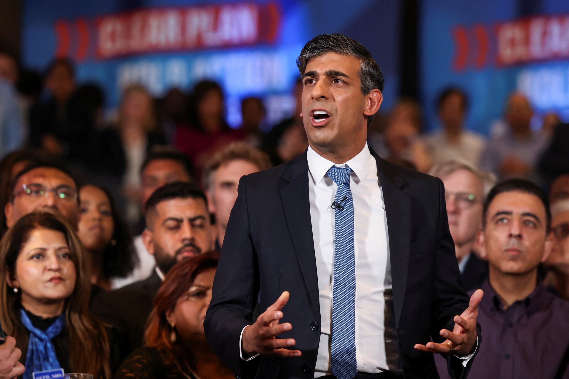 What did Rishi Sunak do before becoming a politician, what background ...