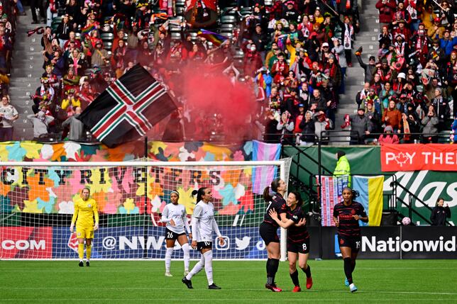NWSL breaks opening-week attendance record - AS USA