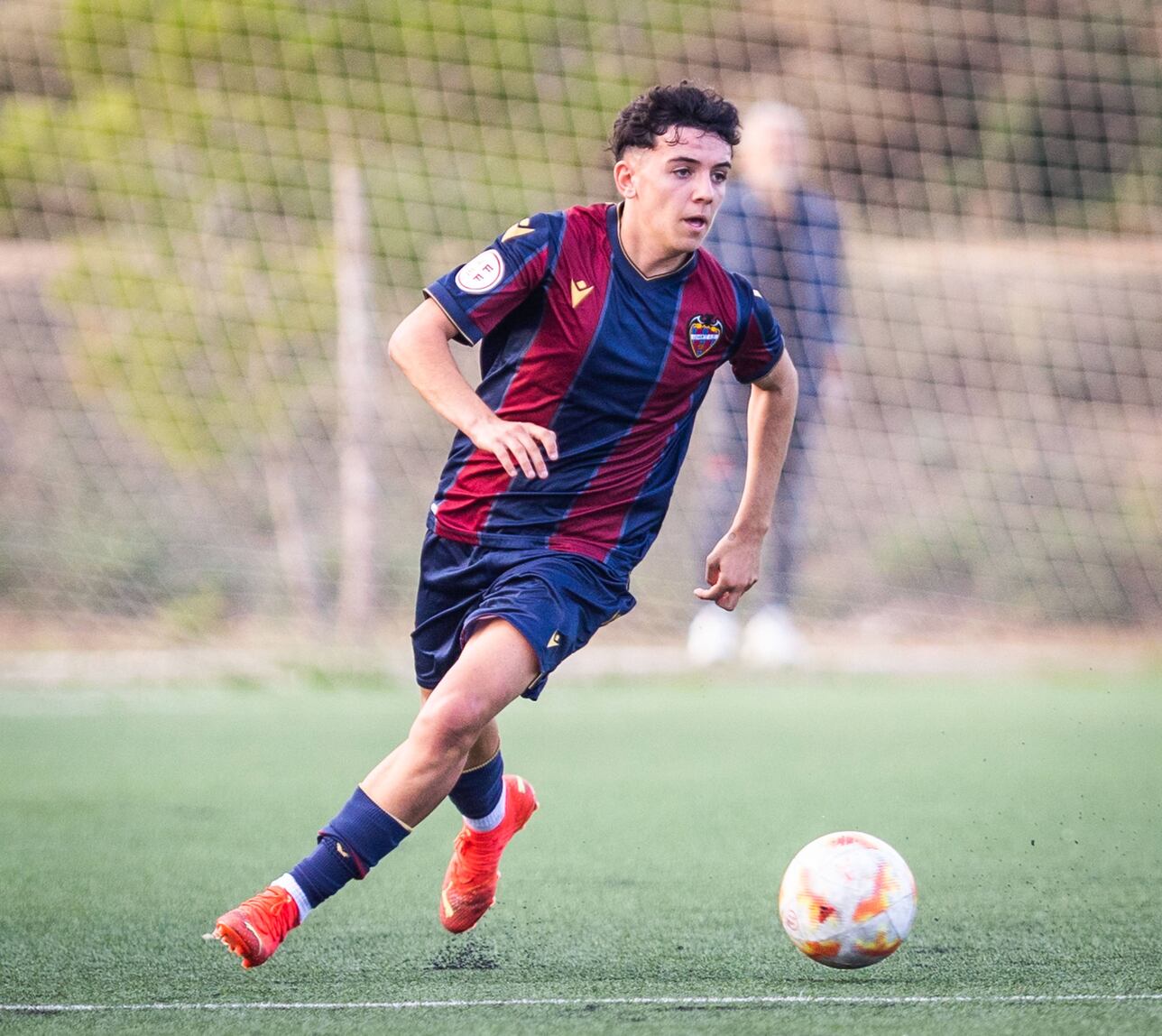 El Madrid redobla su apuesta por Moya - AS.com