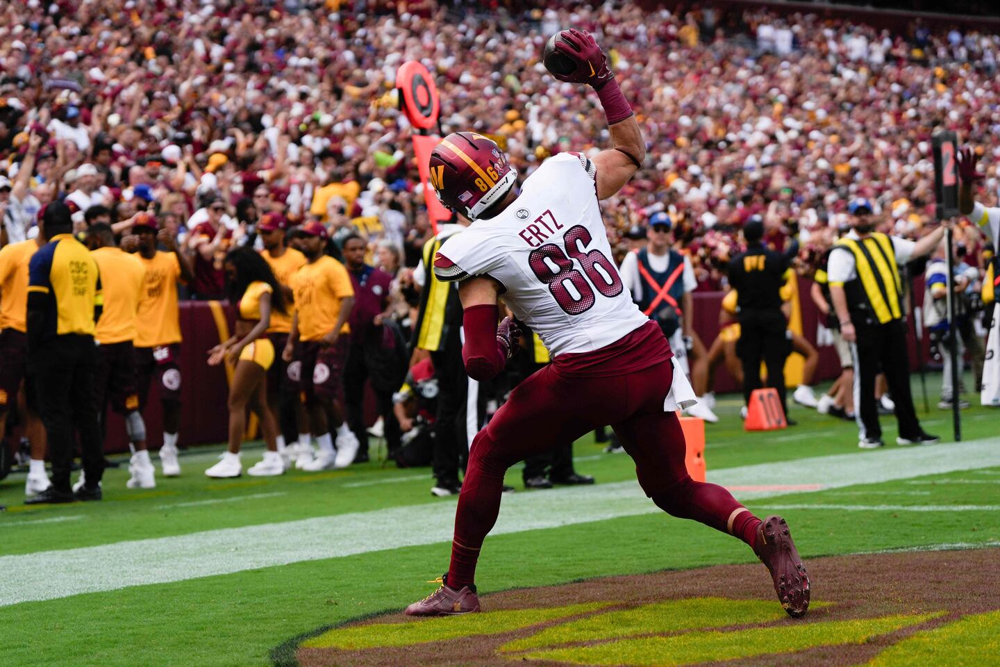 This is Julie Ertz: Meet the Commanders’ TE’s World Cup champion wife ...