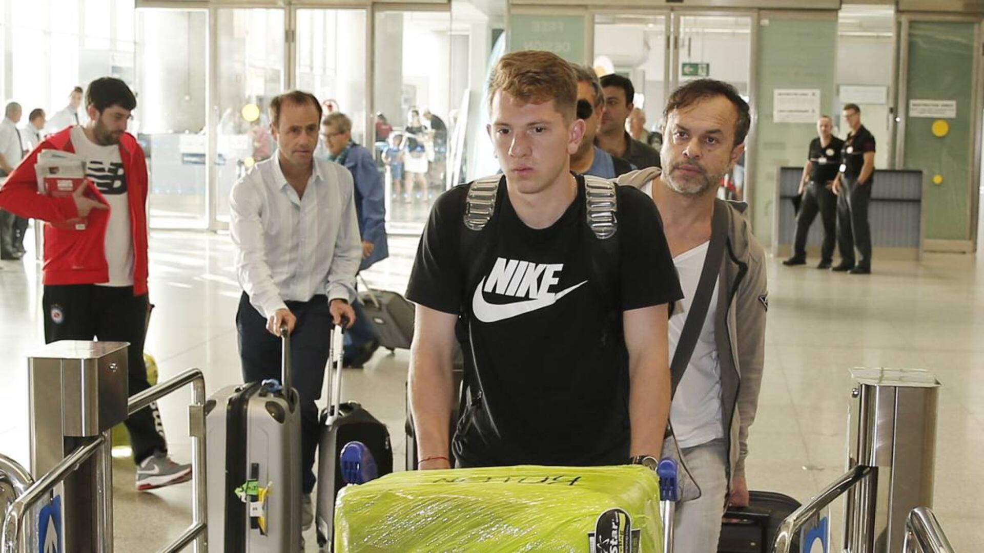 El TAS obliga al Málaga a pagar 494.623,28 € por Esteban Rolón - AS.com