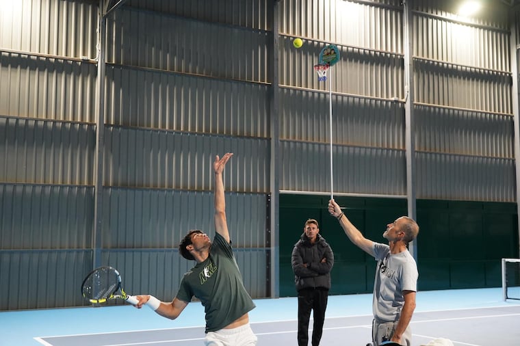 ¿Quién es Samuel López, el entrenador que toma las riendas de la ...