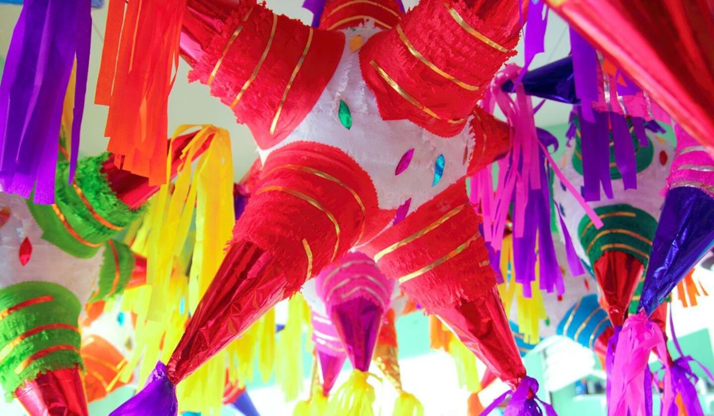El histórico significado de las piñatas navideñas y su sorprendente ...