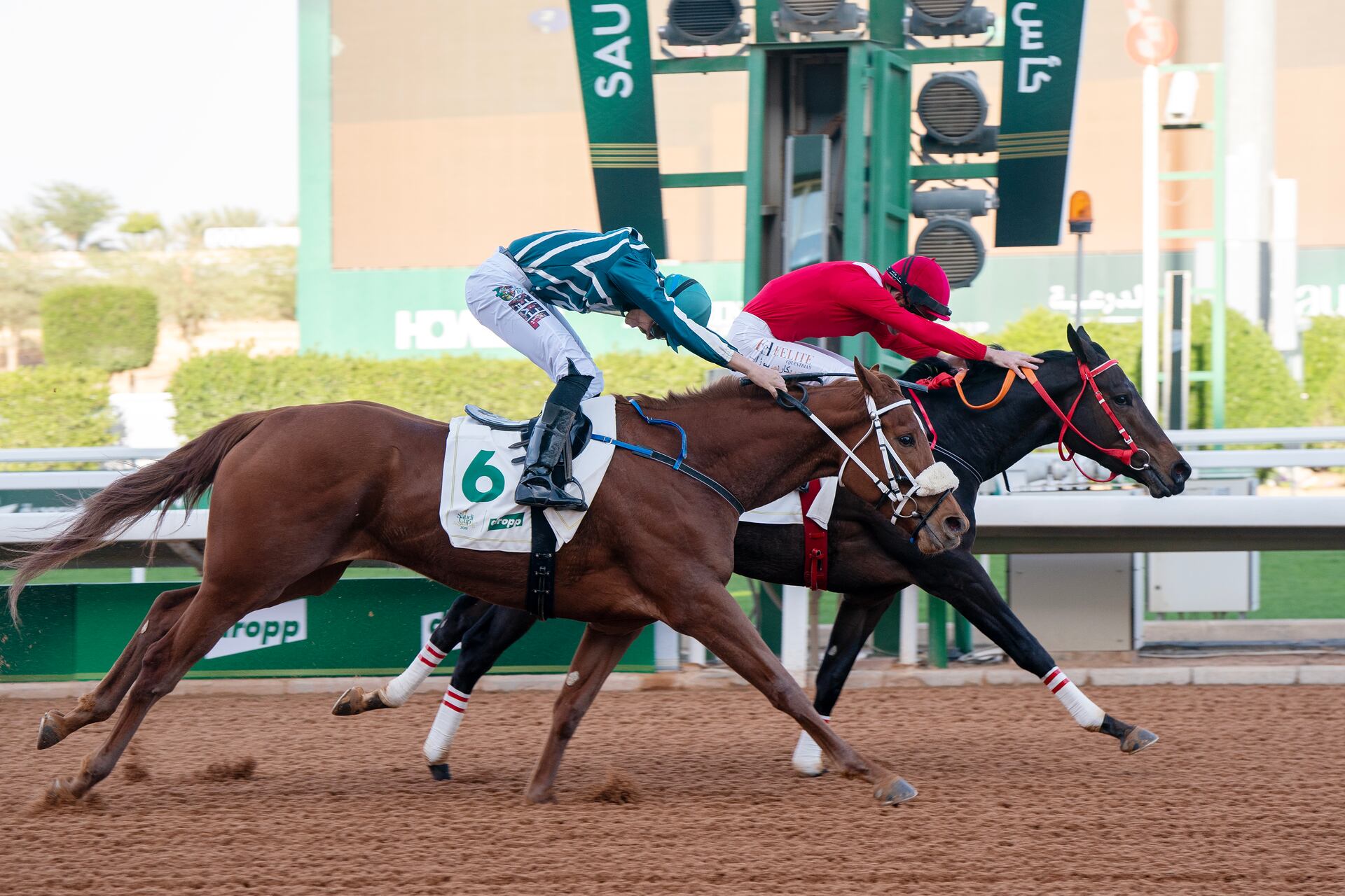 Sousa, el primero en ganar en el meeting de la Saudí Cup 2025 - AS.com